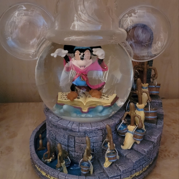 Disney | Other | Vintage Disney Mickey Fantasia Snow Globe Sorcerers ...